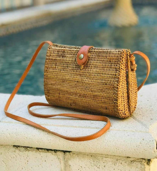 Teardrop Ata Grass Crossbody Bag – Lei-Lei